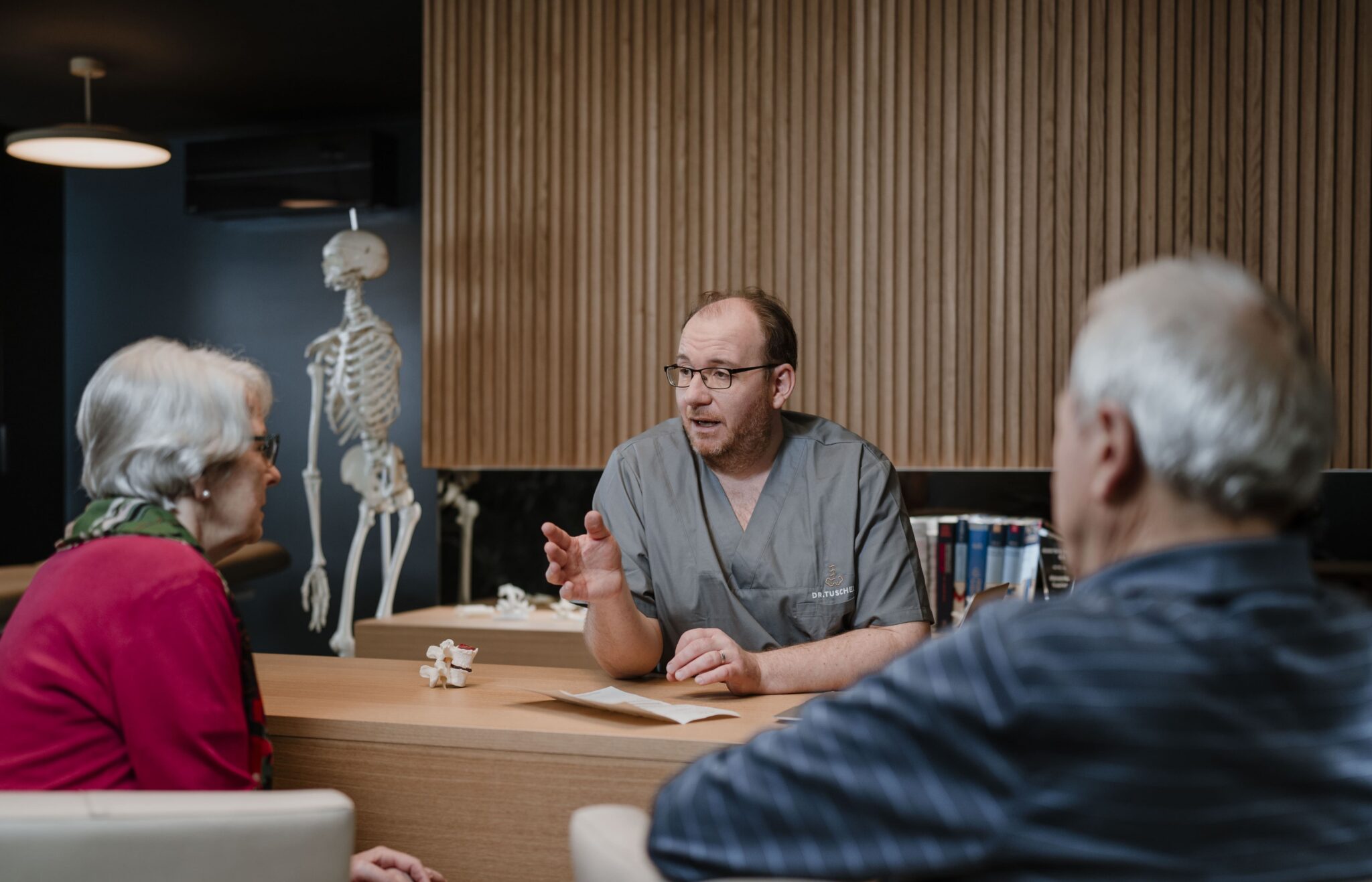 Facharztpraxis Fur Orthopadie Und Chirurgie A Din Kollegen